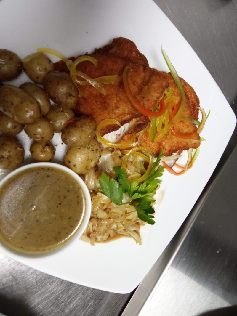 Experience the Best Dinner Set Menu in Ella